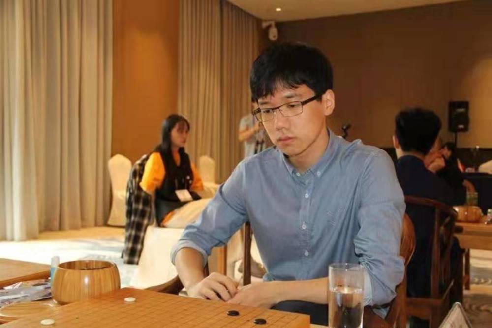 Shame! Chinese chess player, 1 year later, 2 times in a row, 6 giants ...