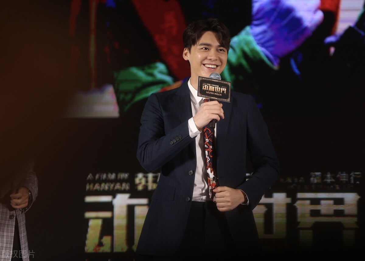 About 9.10 Li Yifeng did not attend the CCTV Mid-Autumn Festival Gala - iNEWS