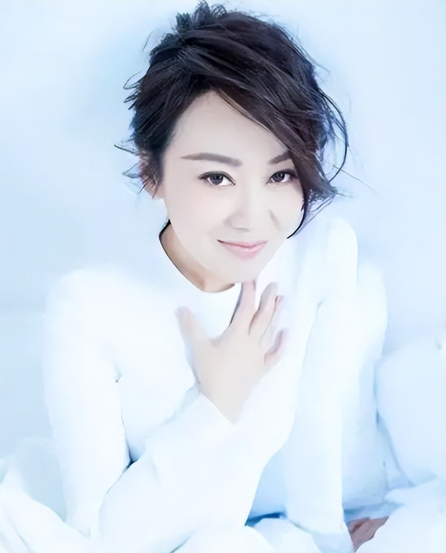 Yan Ni's jokes became popular on the Internet, the box office of the ...