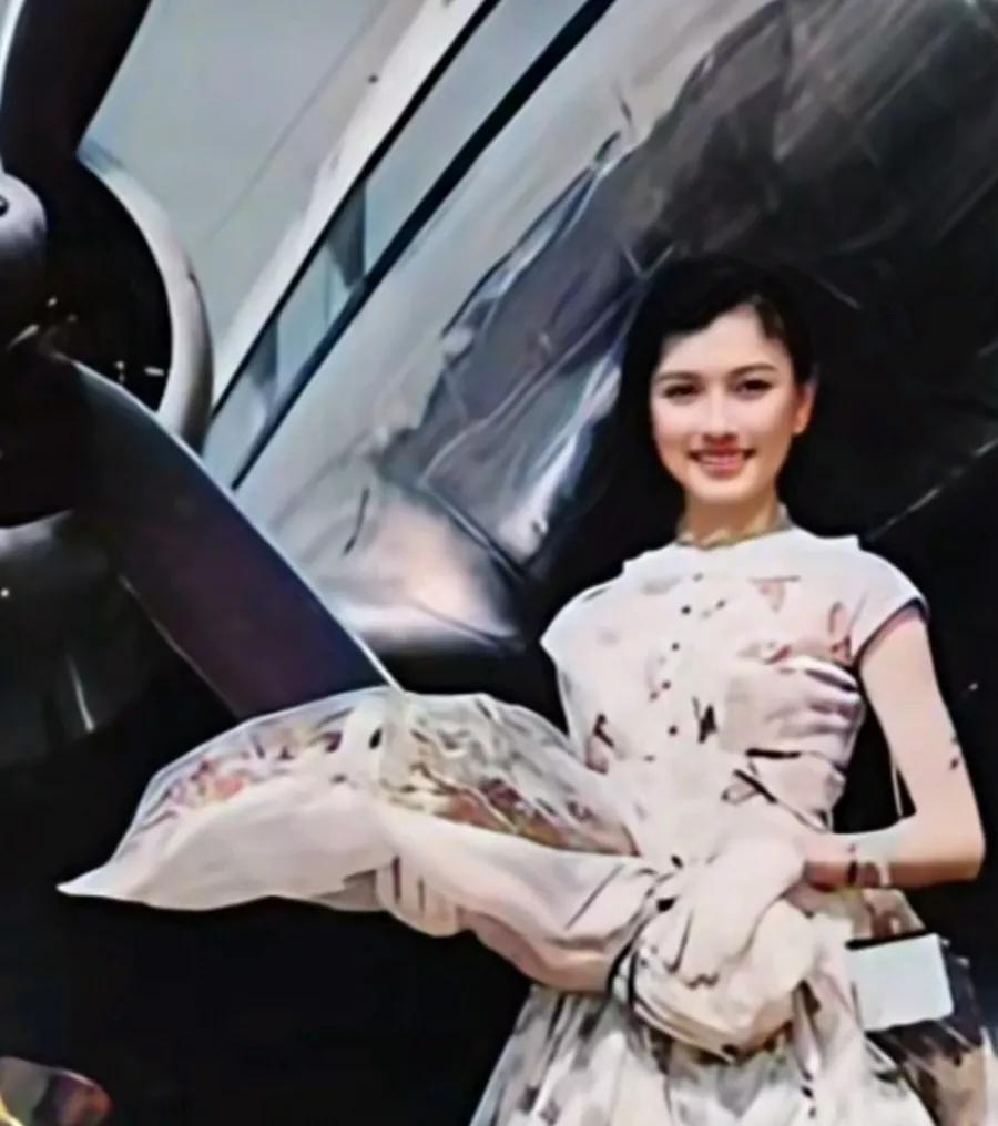 She is one of the top ten beauties in the Republic of China, a ...