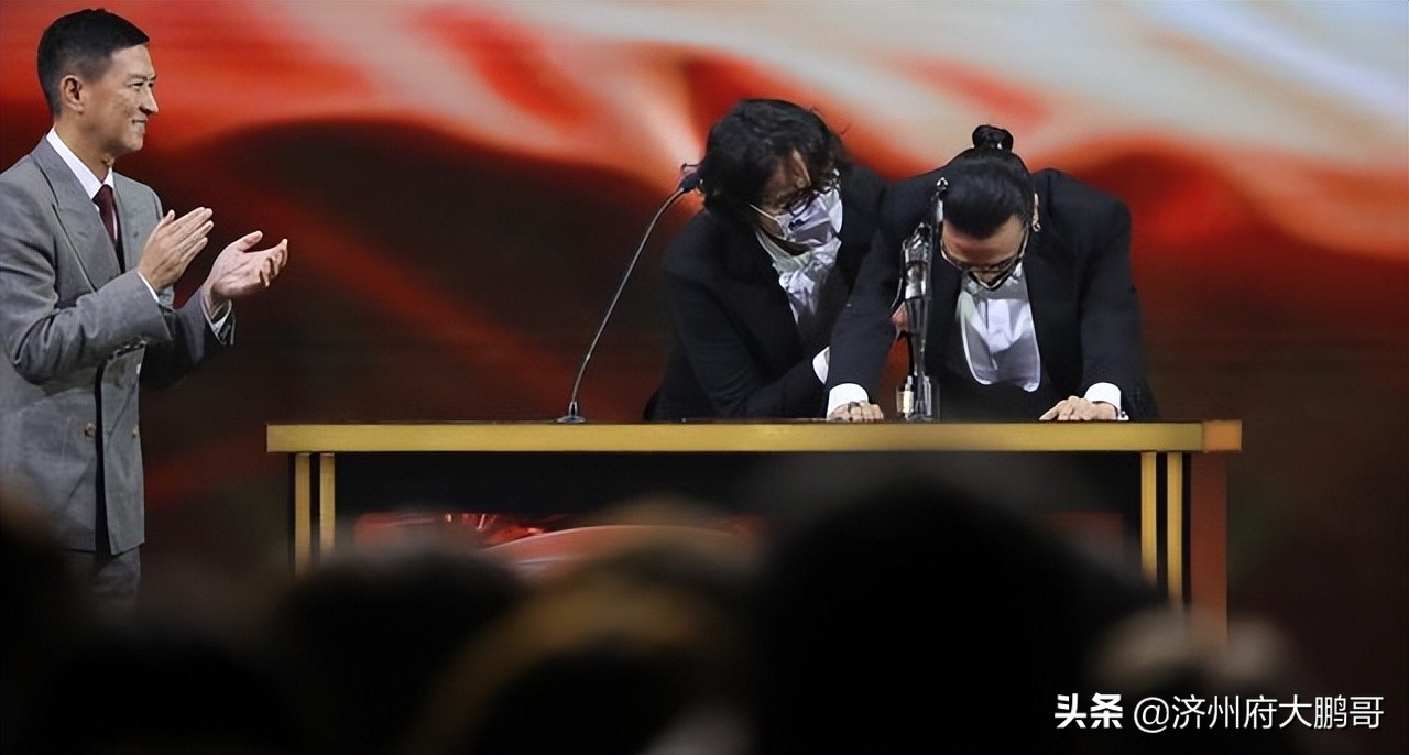 Lin Jiadong "Let Xian", 85-year-old Xie Xian won the award, becoming a ...