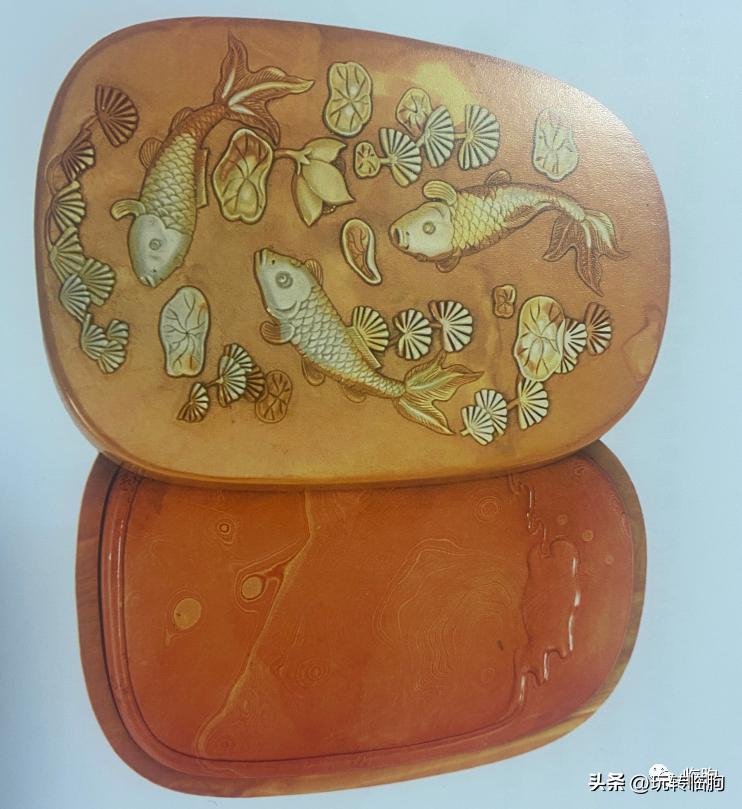 "Fish Joy Picture" on the red silk inkstone - iNEWS