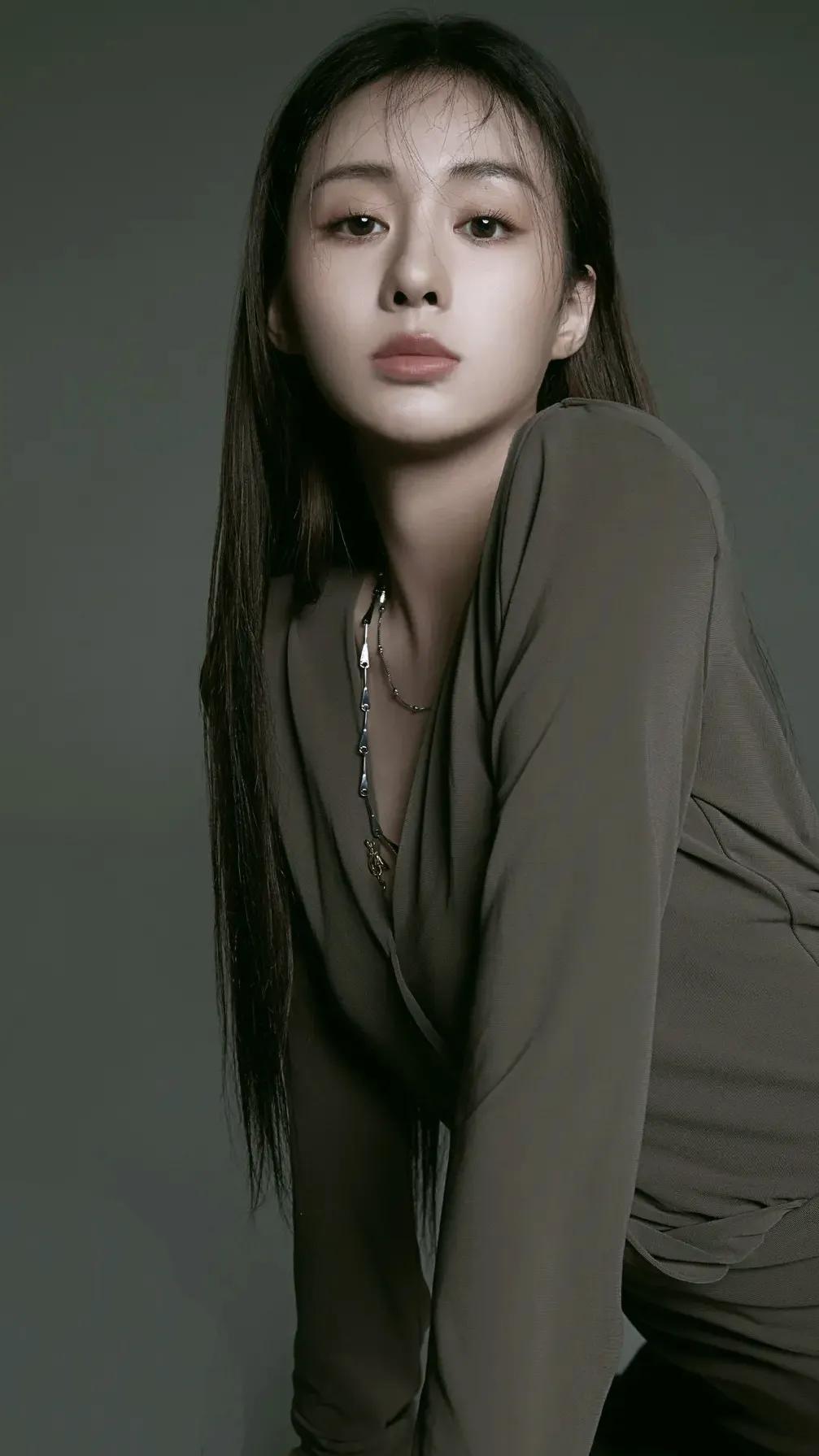 All kinds of beautiful photos of Zheng Hehuizi - iMedia