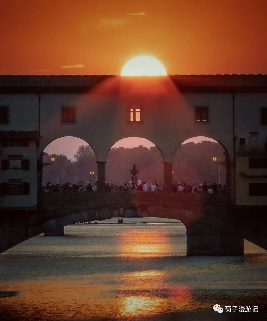 The most explosive sunset moments around the world!(red) - iNEWS