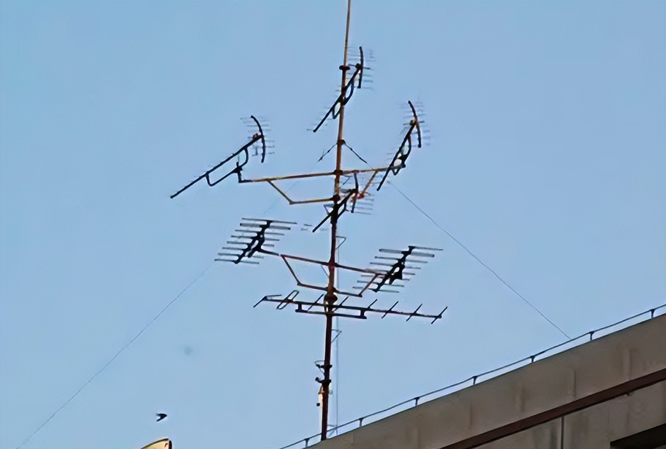 A Signal Journey through Time and Space: Exploring the Origin and Early ...