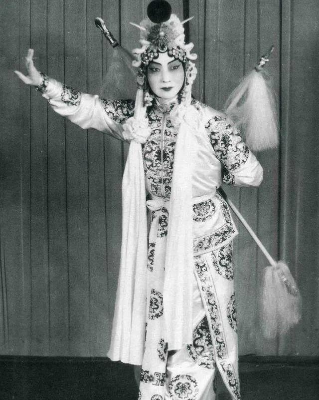 Peking Opera pianist Jiang Fengshan recalled Master Mei Lanfang and ...