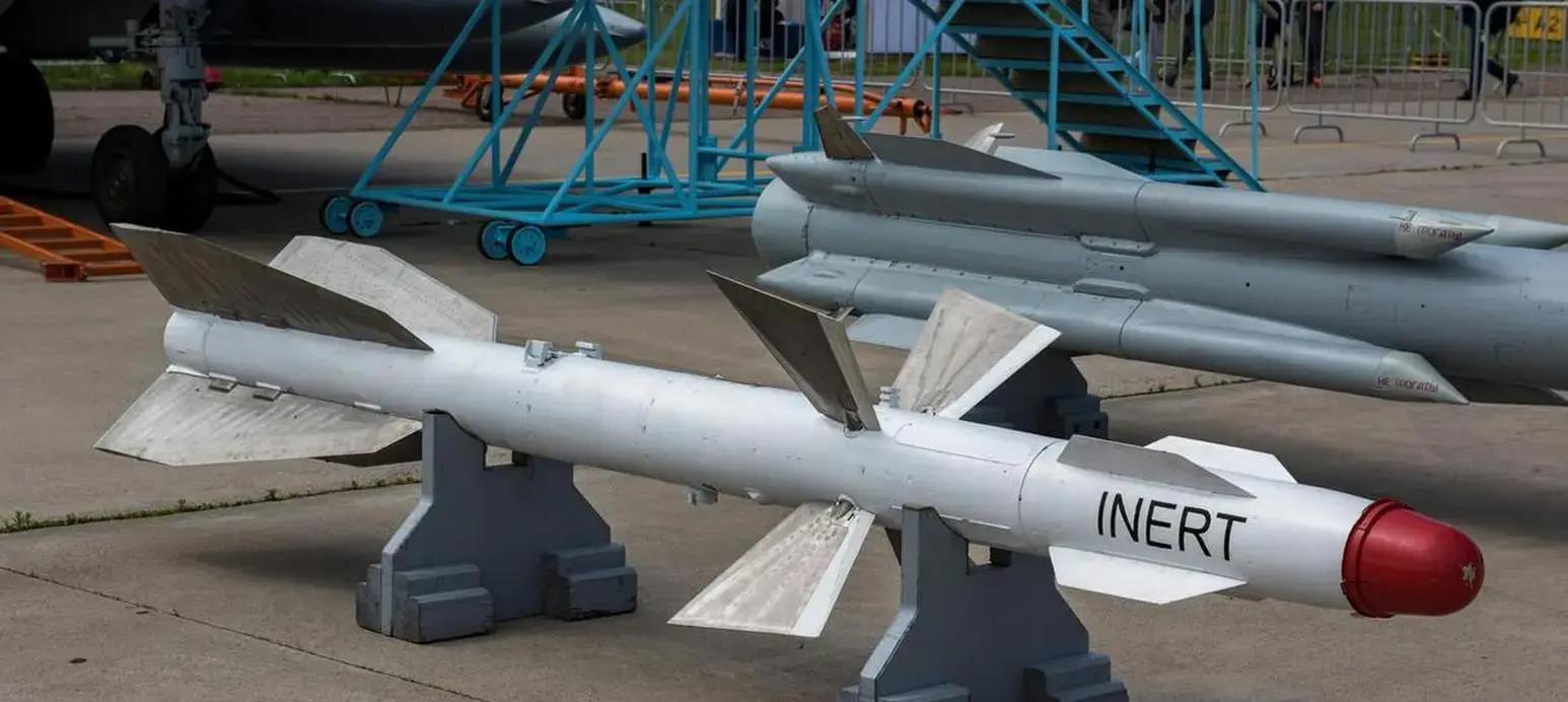 In 1992, China bought a thousand R-27 missiles that seriously missed ...