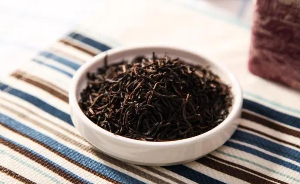 Souchong black tea, Gongfu black tea, broken black tea, how to ...