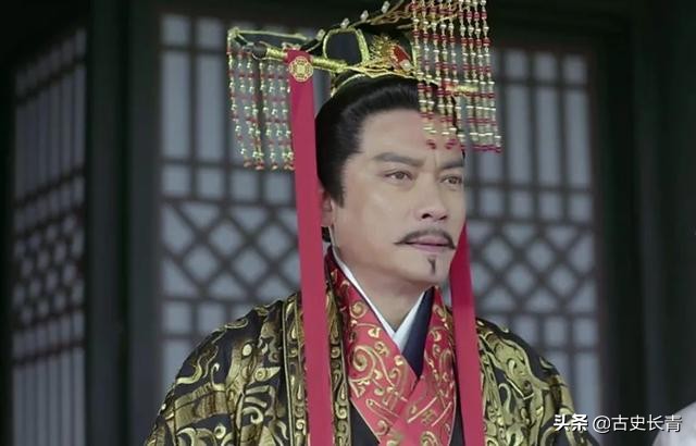 When King Wei of Qi personally worshipped Zhou Tianzi when he was young ...