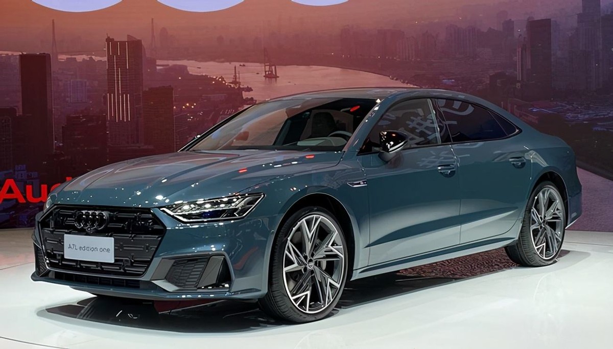 The seat design of SAIC Audi A7L is also very elegant - iNEWS