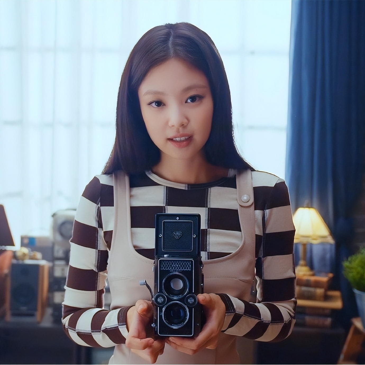 Jennie's appearance in the HBO drama "Idol" is voluntary, and Korean ...