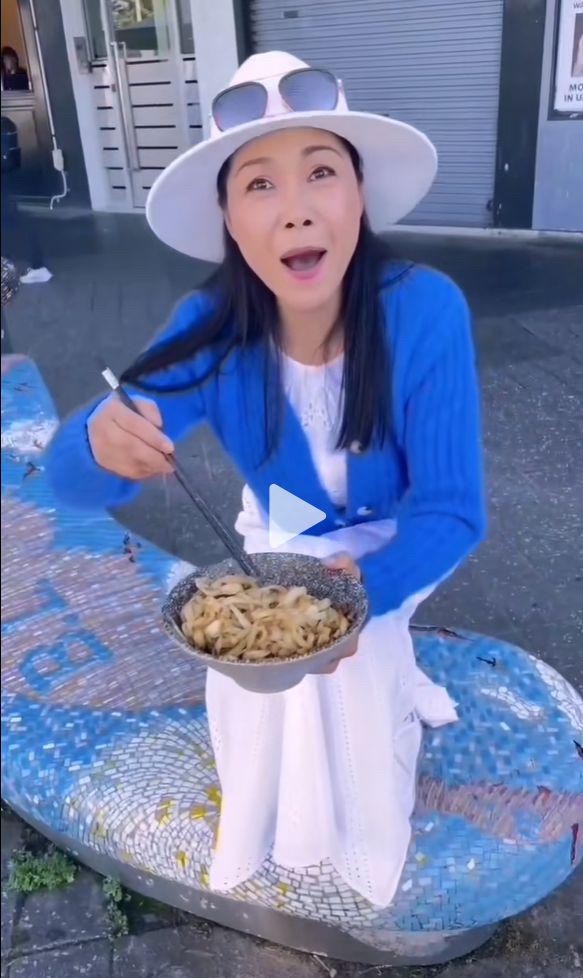 Tian Zhen posted photos of his play, and Dao Lang's background music is ...