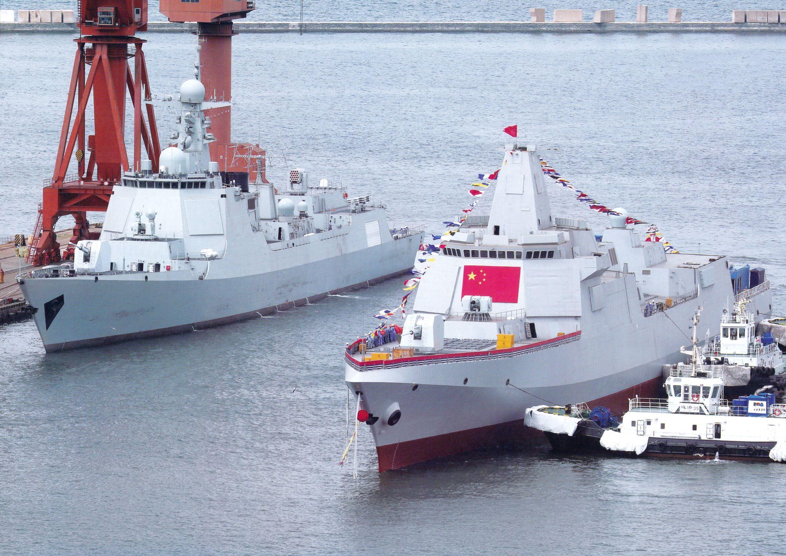 Japan refuses to make concessions in the Taiwan Strait! China's Type 055 10,000-ton large-scale ...