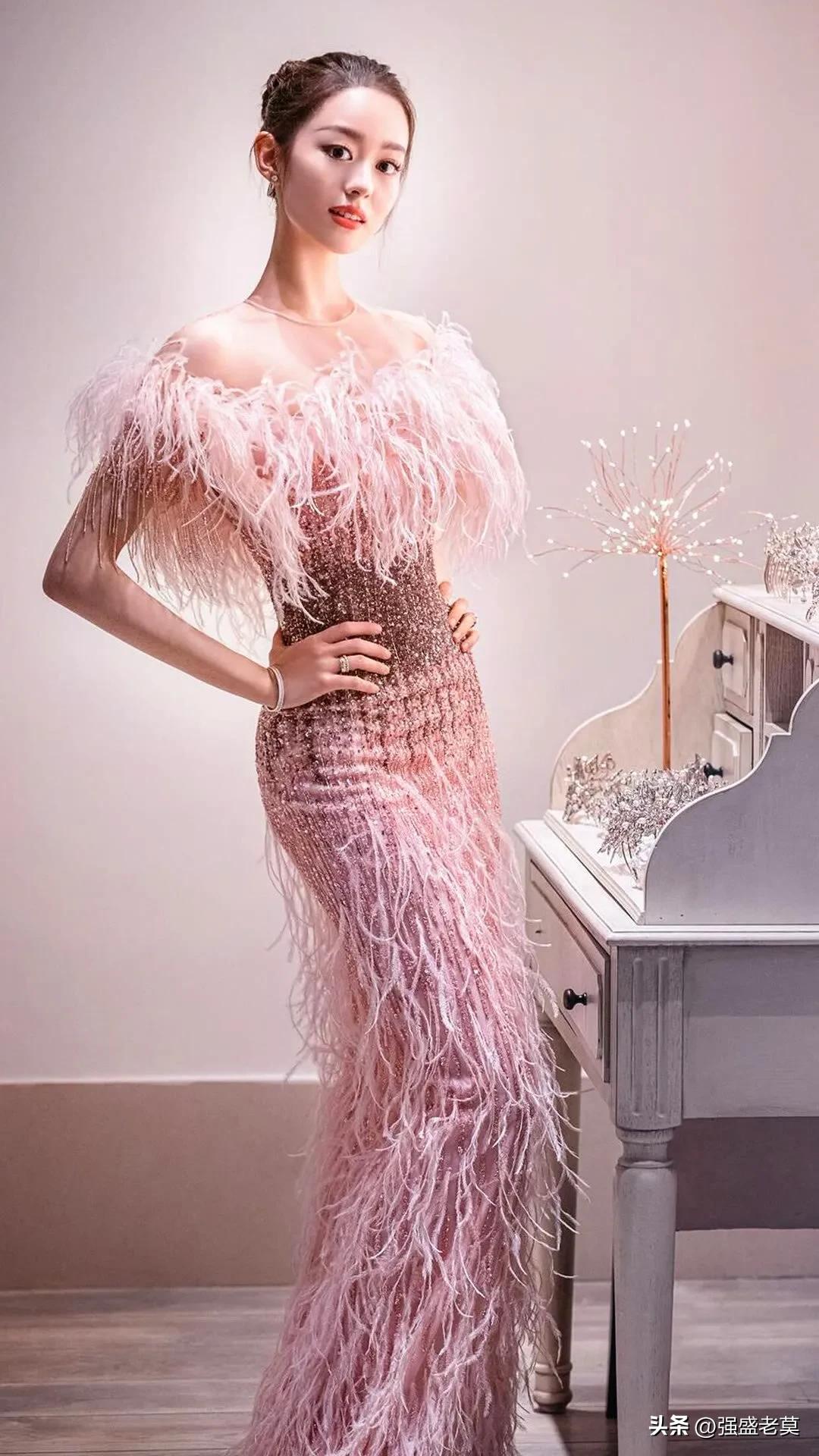 Gina Alice stunning photo shoot - iNEWS