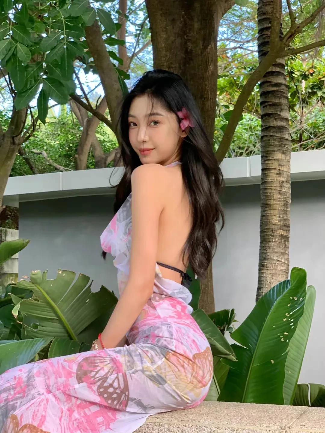 "Goddess of Pure Desire" Yi Mengling - iMedia