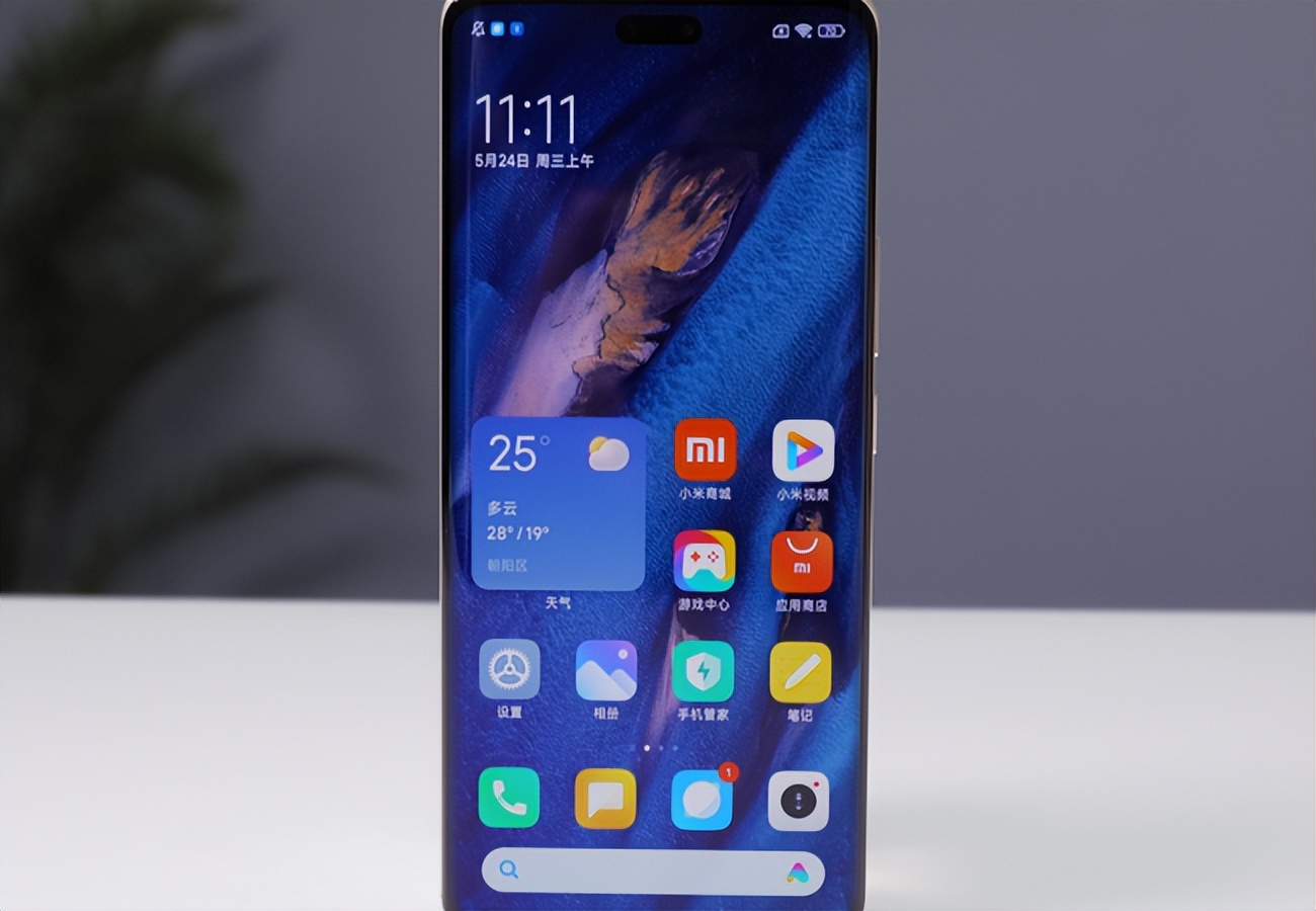 Xiaomi Civi3 review, small and exquisite, super light and awesome - iNEWS