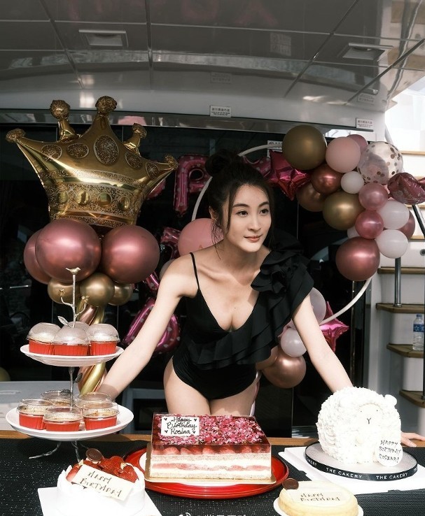 Lin Xiawei, after TVB TV, wore a black swimsuit and went out to sea with Wu Dingxin, Chen ...