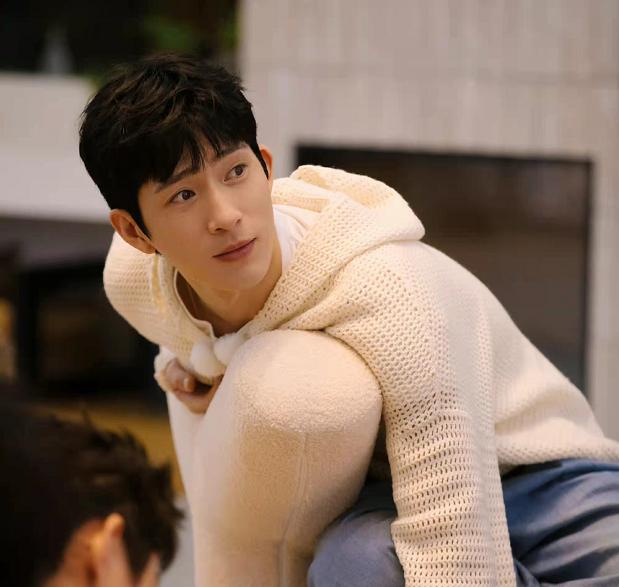 Tan Songyun and Jing Boran's "Road Back" are in the same frame, the ...