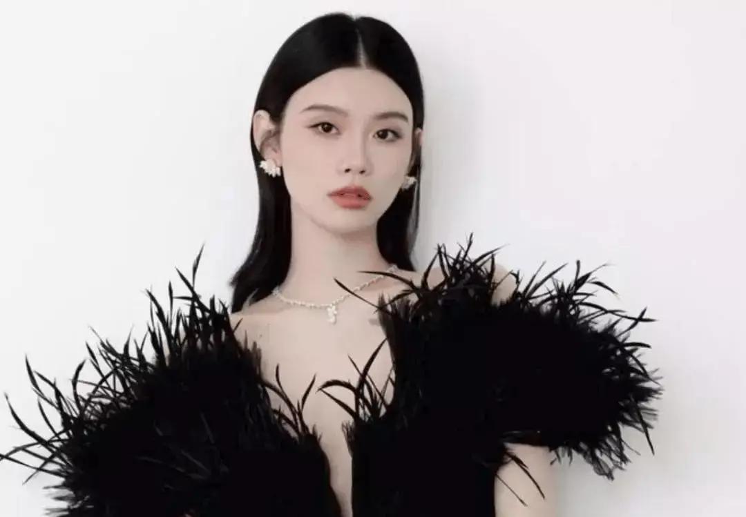 Xi Mengyao, the gambling king's family, Hou Minghao, Guo Jingming, etc ...