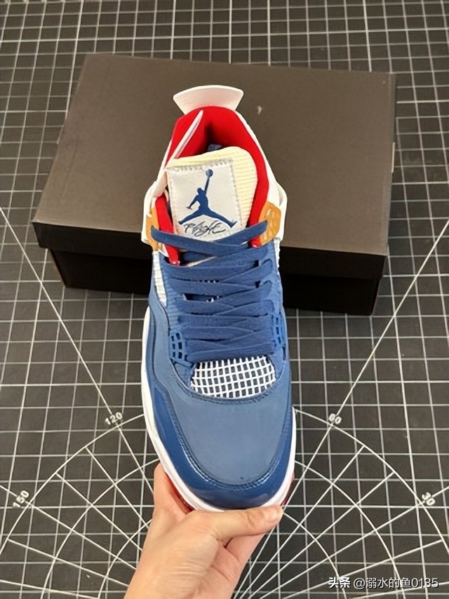 First Look: Air Jordan 5 "Midnight Navy" - iNEWS