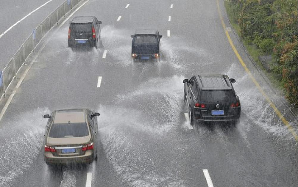 What is the difference between "three grooves" tires and "four grooves ...