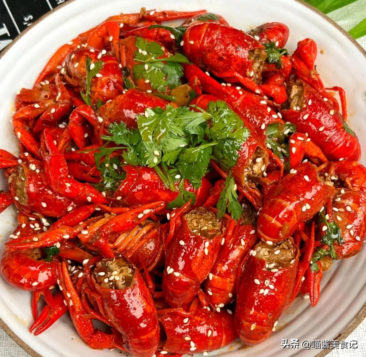 Spicy Crawfish and Garlic Crawfish - iMedia