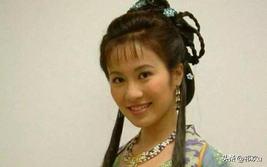 Michelle Ye became famous at a young age, beauty and wisdom coexist - iNEWS