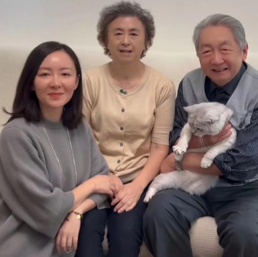 Famous actress Xu Rongzhen's family portrait is exposed!Dad is a ...