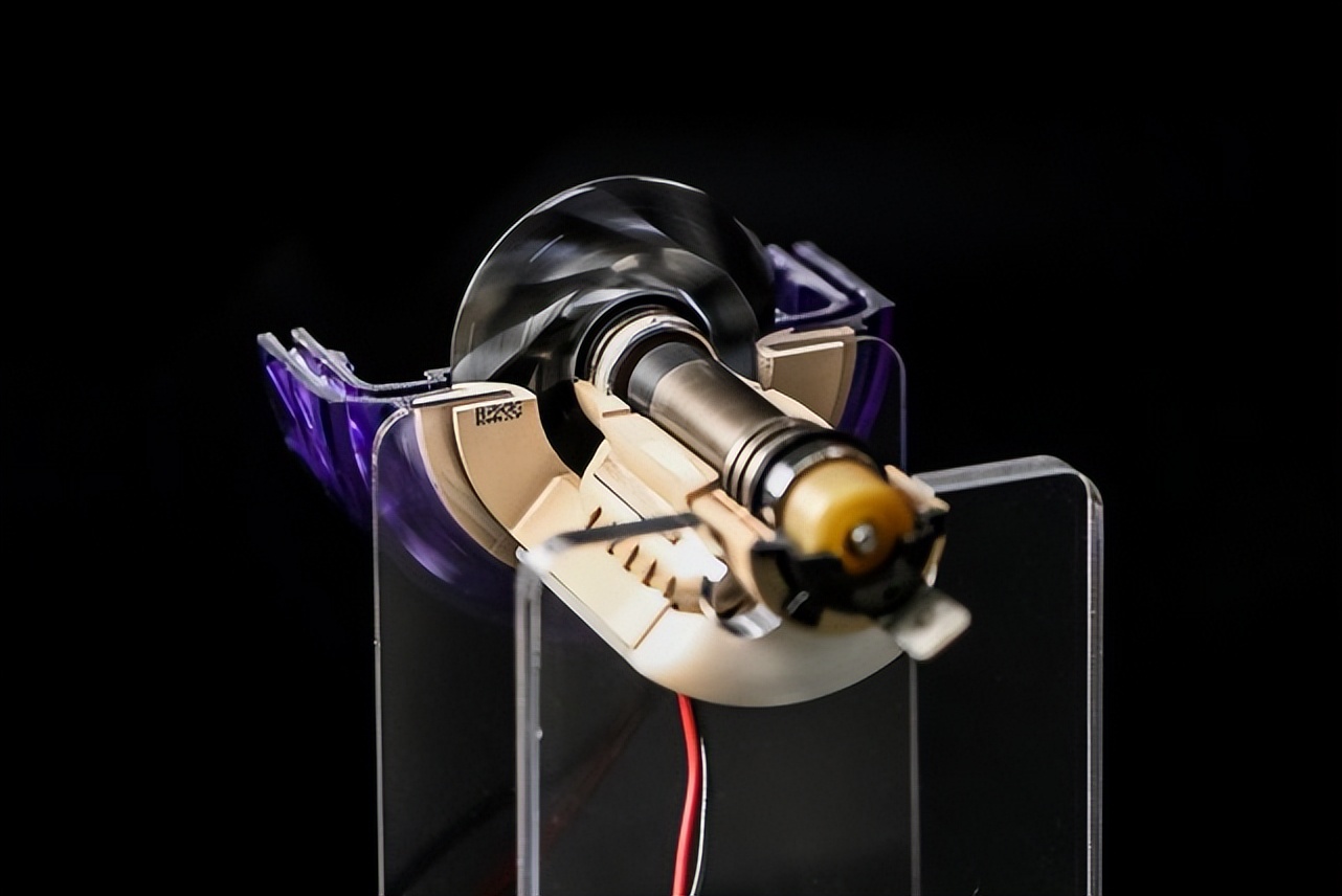 Dyson Releases New G5 Detect Cordless Vacuum Cleaner Black Technology ...