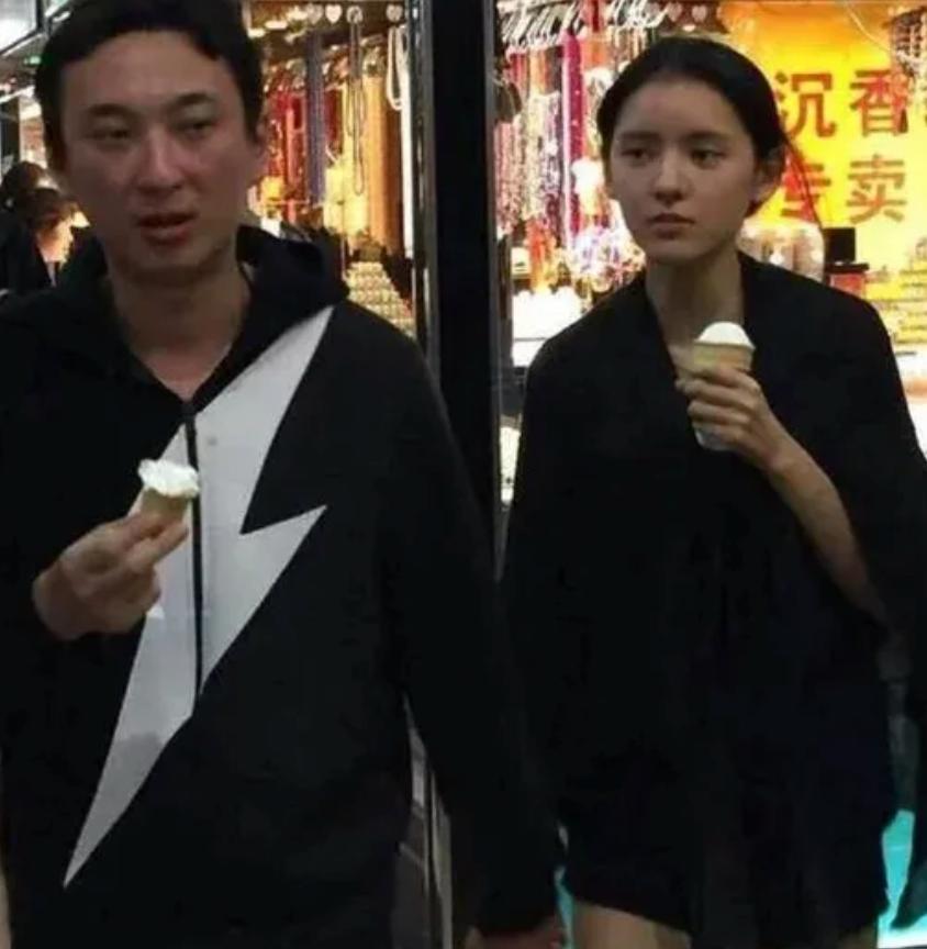 Wang Sicongs Ex Girlfriend Shows Off Her Figure Generouslya Tight Muscle Is Amazing Wearing A