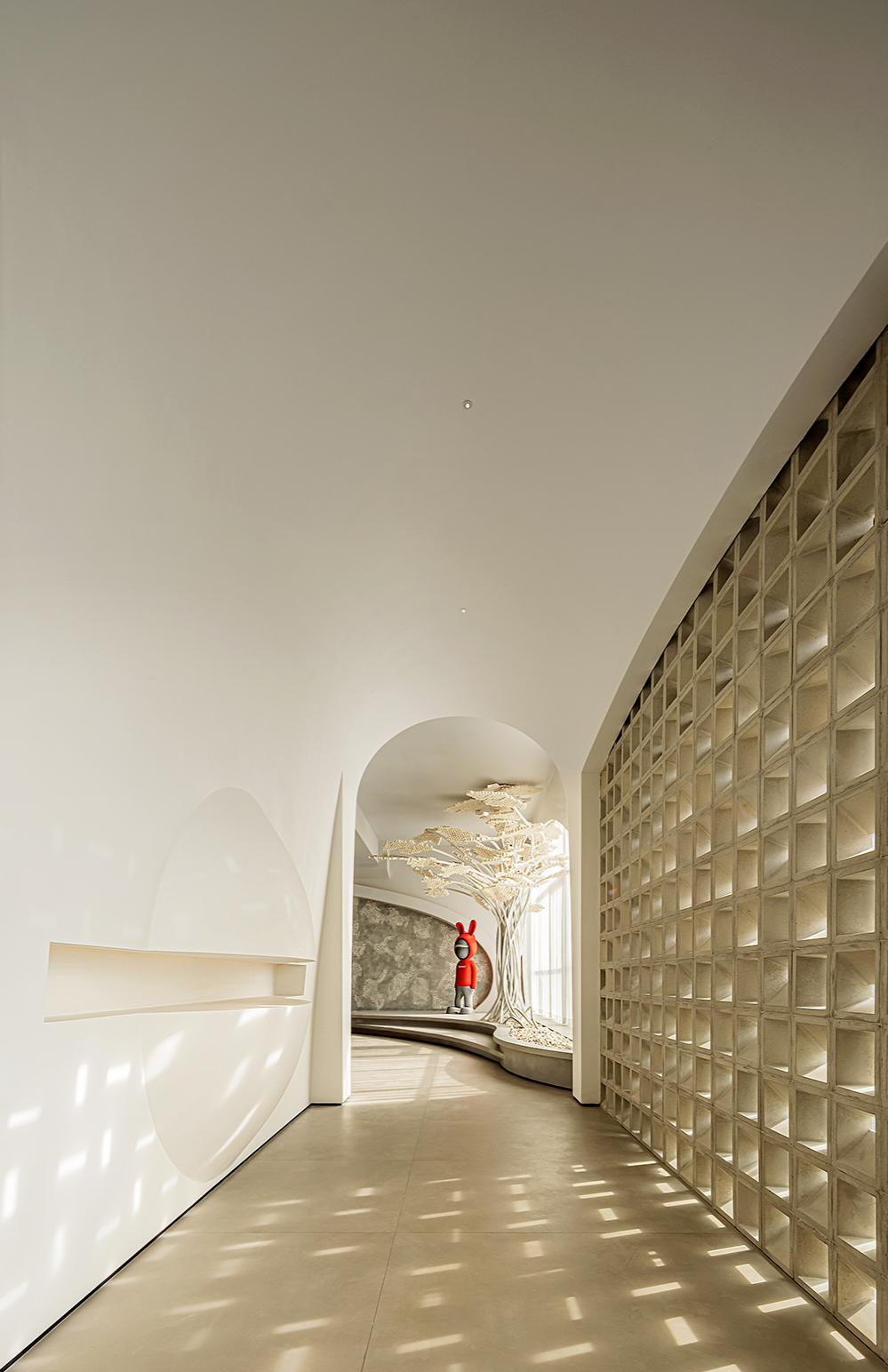 Huang Yin Design• More than art - iNEWS