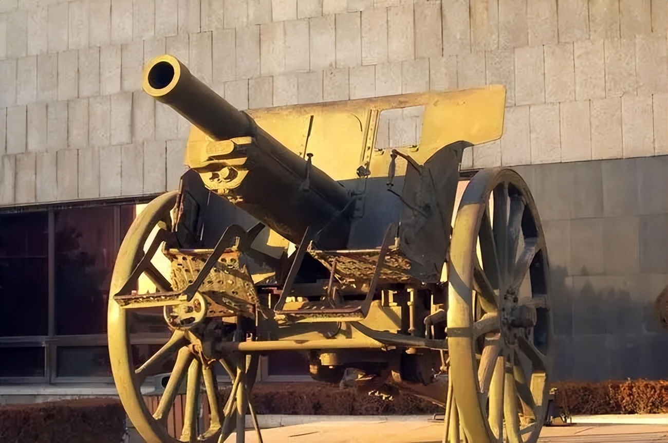 World War II Japanese Army's best 10cm howitzer - Japanese 91 type 10cm ...