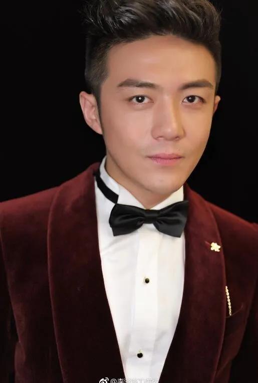 Li Zefeng said that he can not only play the villain of the track, but ...