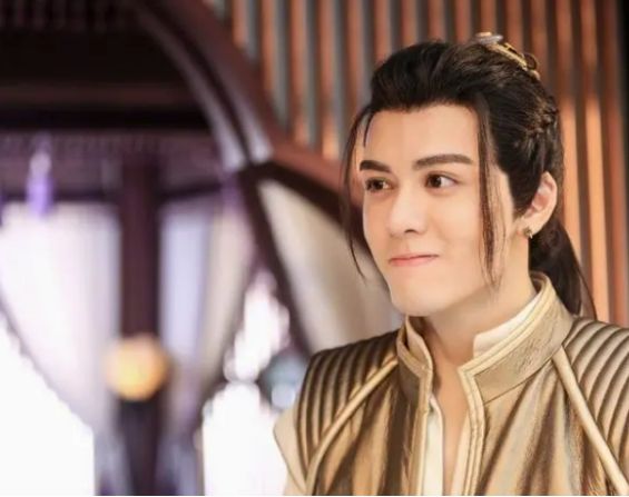 Do my part! Gu Wu's suspenseful ceiling, all acting skills are online ...