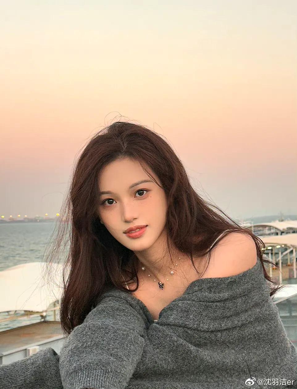 Shen Yujie's beautiful picture - iNEWS