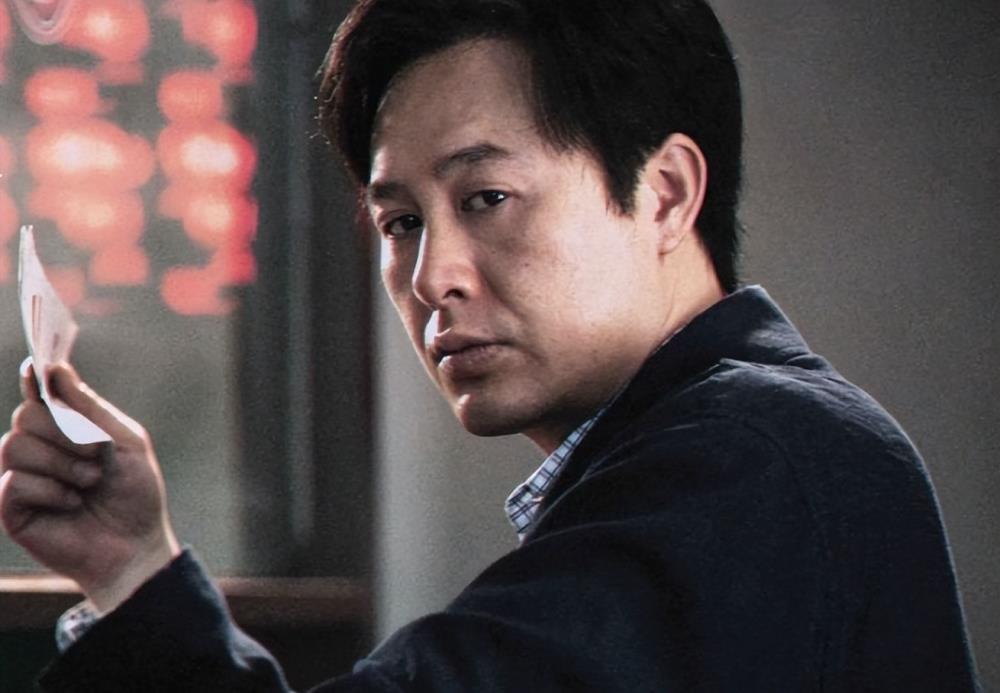 The difference between 47-year-old Zhang Songwen and 41-year-old Dapeng ...