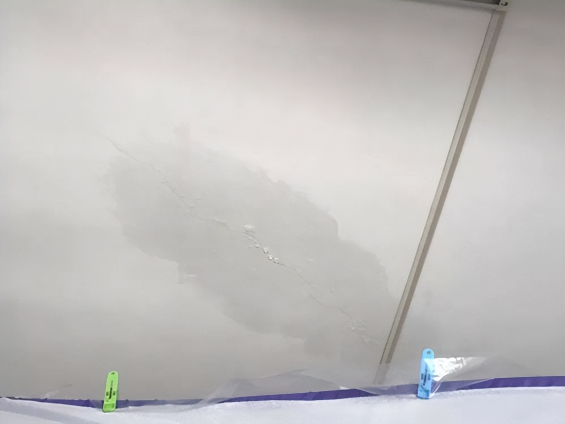 How to deal with water seepage in the ceiling? The way to save worry ...