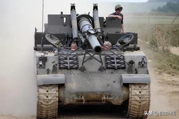 North American firepower heavy hammer, M12 self-propelled artillery ...