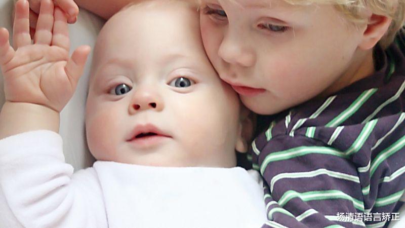 A fact that only 1% of people know: flat tongue is not a language ...