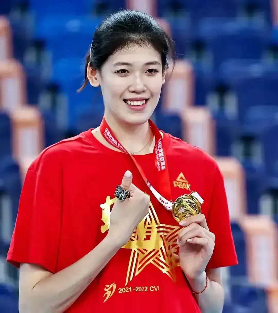Congratulations: the Chinese women's volleyball team won the sixth ...