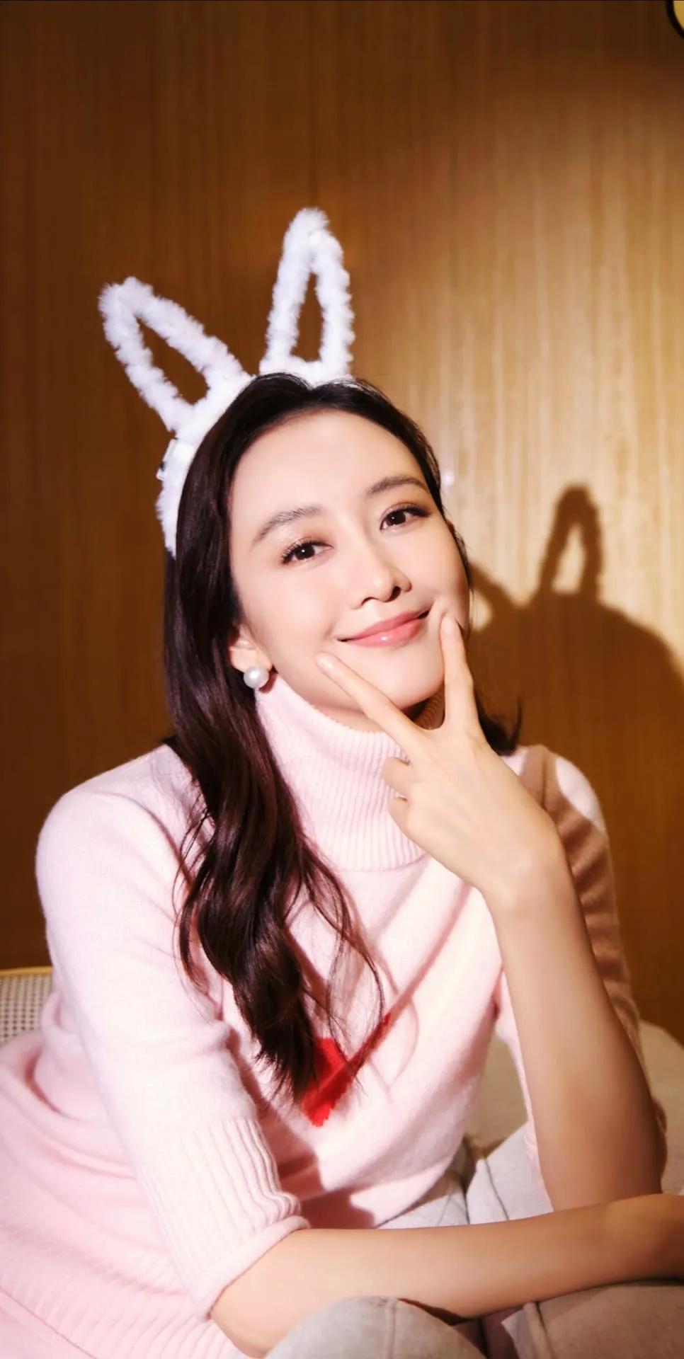 Mature and charming——Wang Ou - iMedia