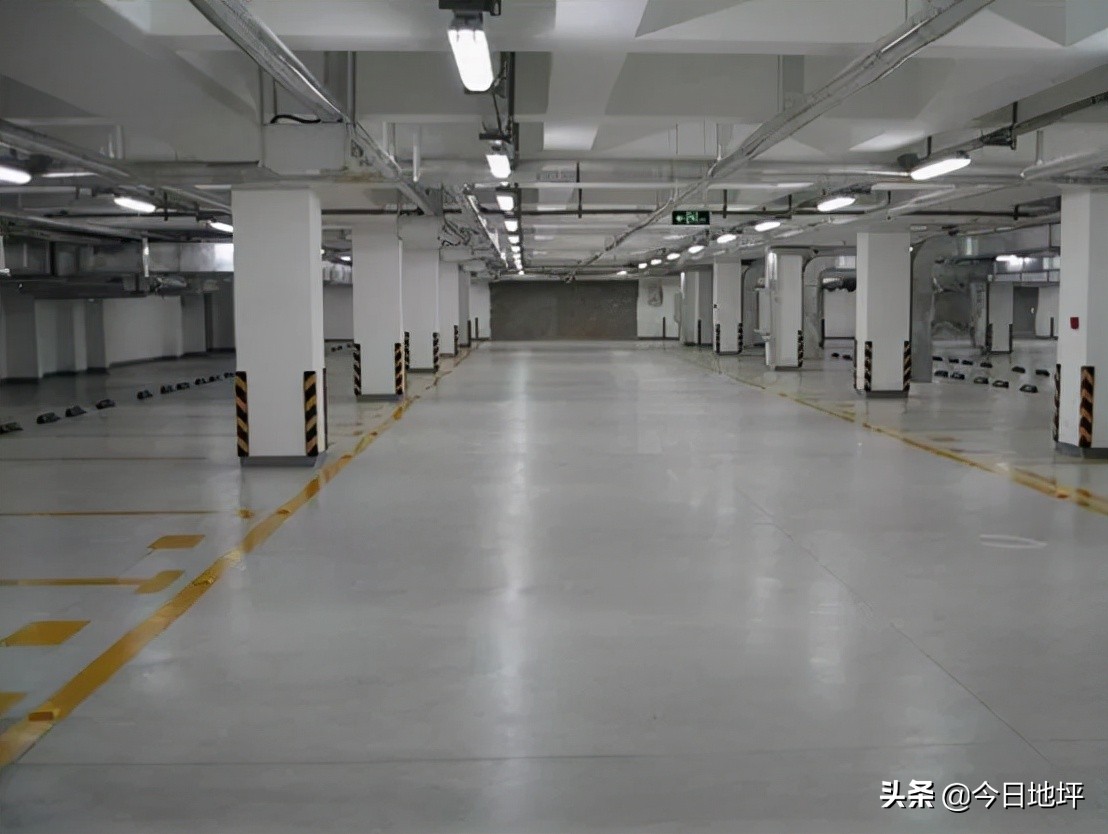 Construction of emery wear-resistant floor and curing agent - iNEWS