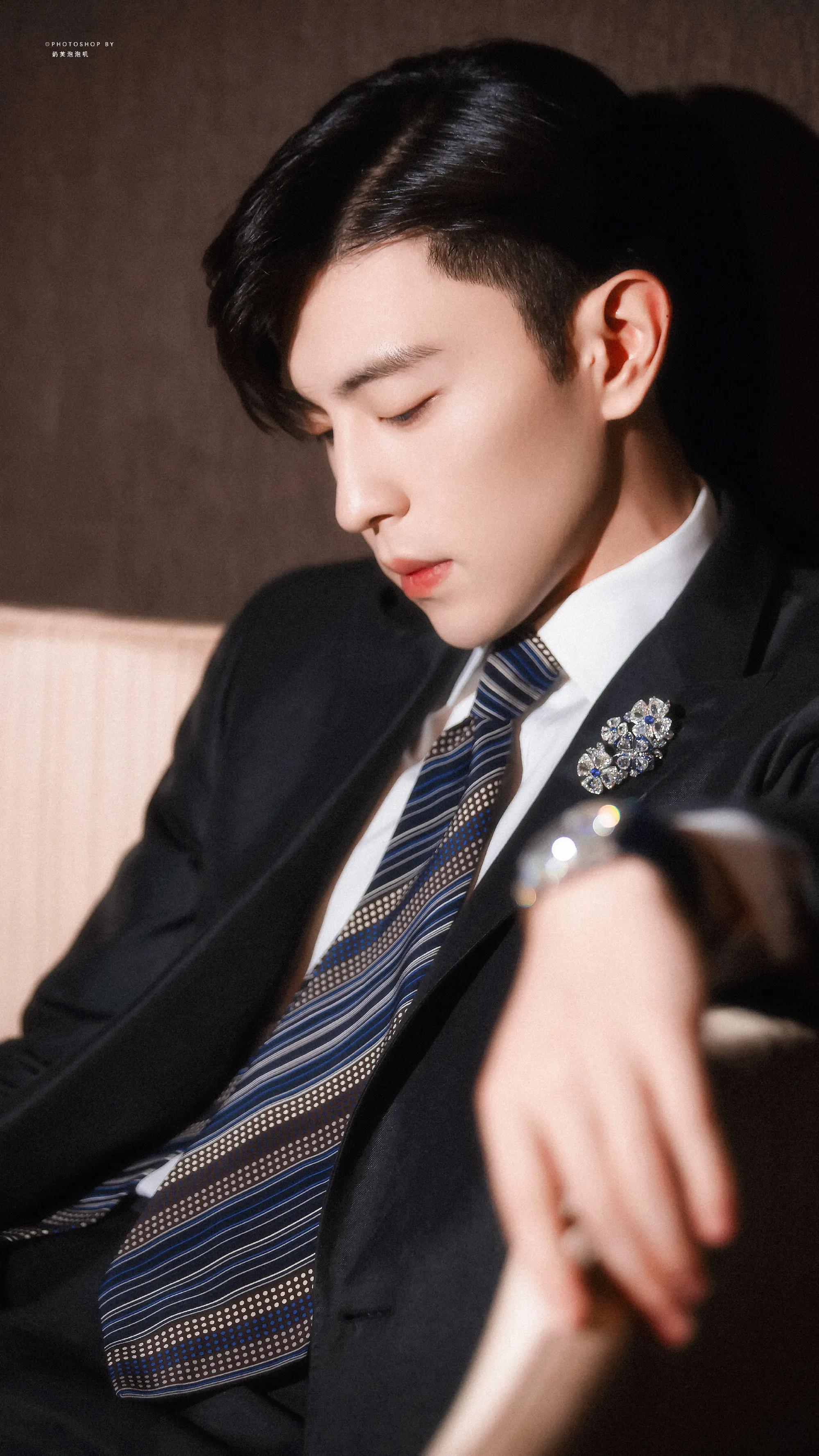 Actor Deng Lun wallpaper - iNEWS