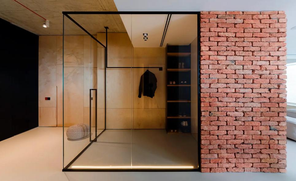 Designing for Privacy in Open Office Spaces - iNEWS