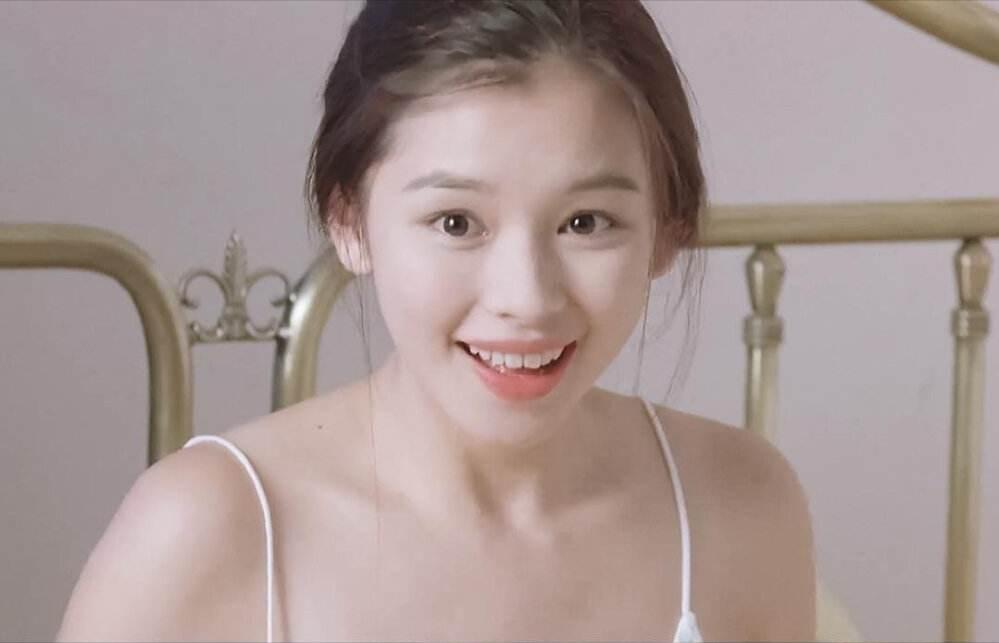 Behind the pure girl is a well-known "porn star", and Wang Leehom's ...