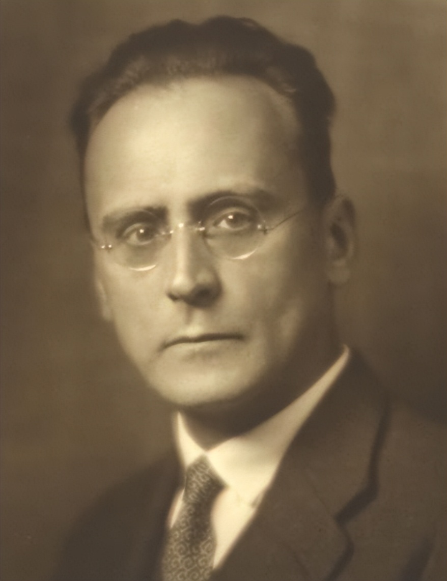 An introduction to Anton von Webern's major works and his influence on ...