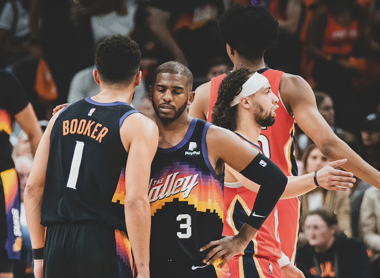 Boom 76+20+20!Paul Booker is crazy, Ayton has both joys and worries ...