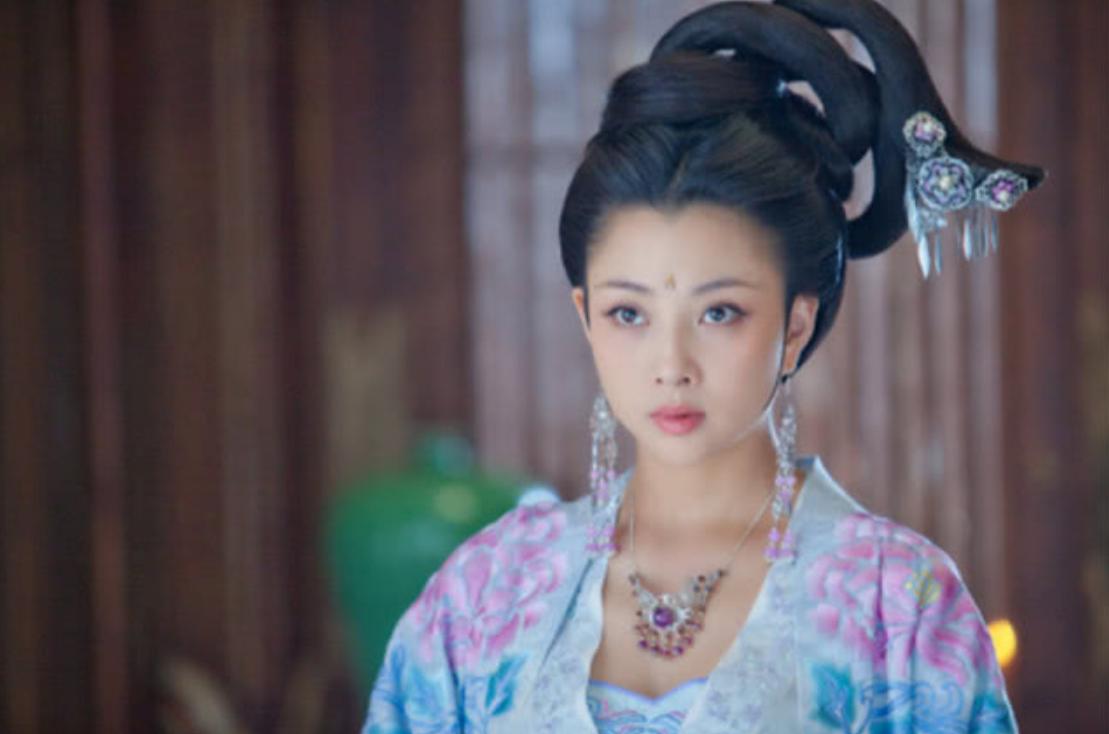 A poem embarrassing thousands of people, Mrs. Huarui, fell in love with ...