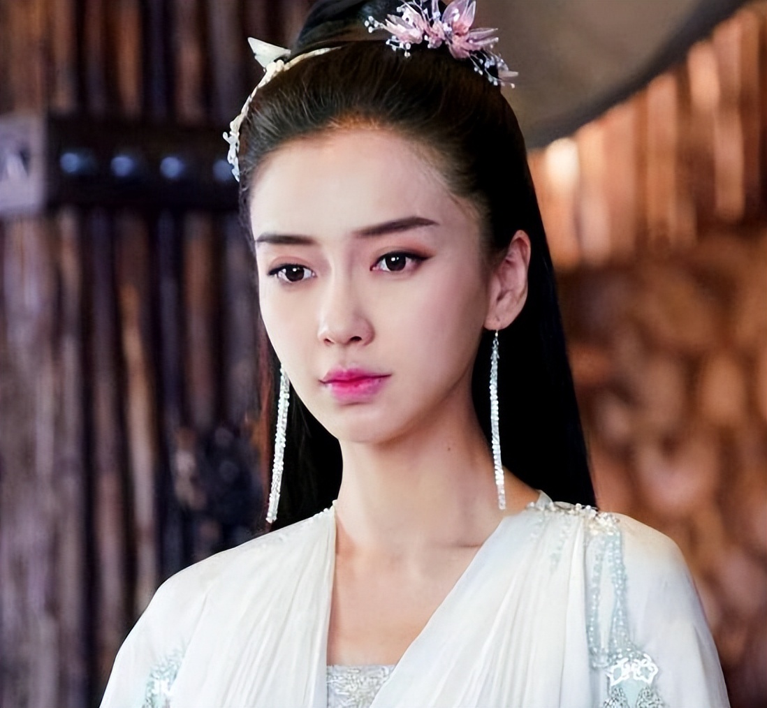 Yang Ying: From Huang Xiaoming's "bonus" to falling into a strange ...