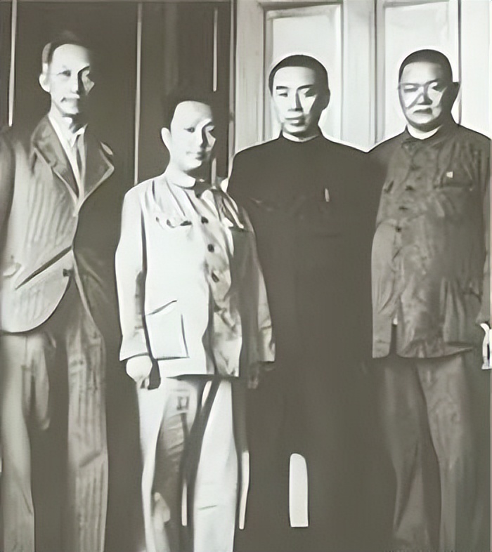 He was Wang Ming's mentor, and he promoted Wang Ming himself, but he ...